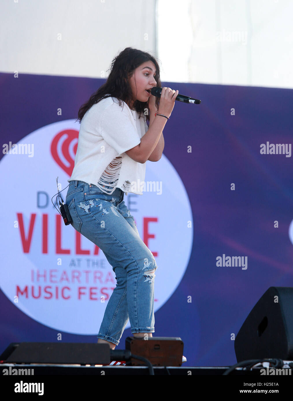 Las Vegas, Nevada, USA. 25th Sep, 2016. Singer/songwriter Alessia Cara ...