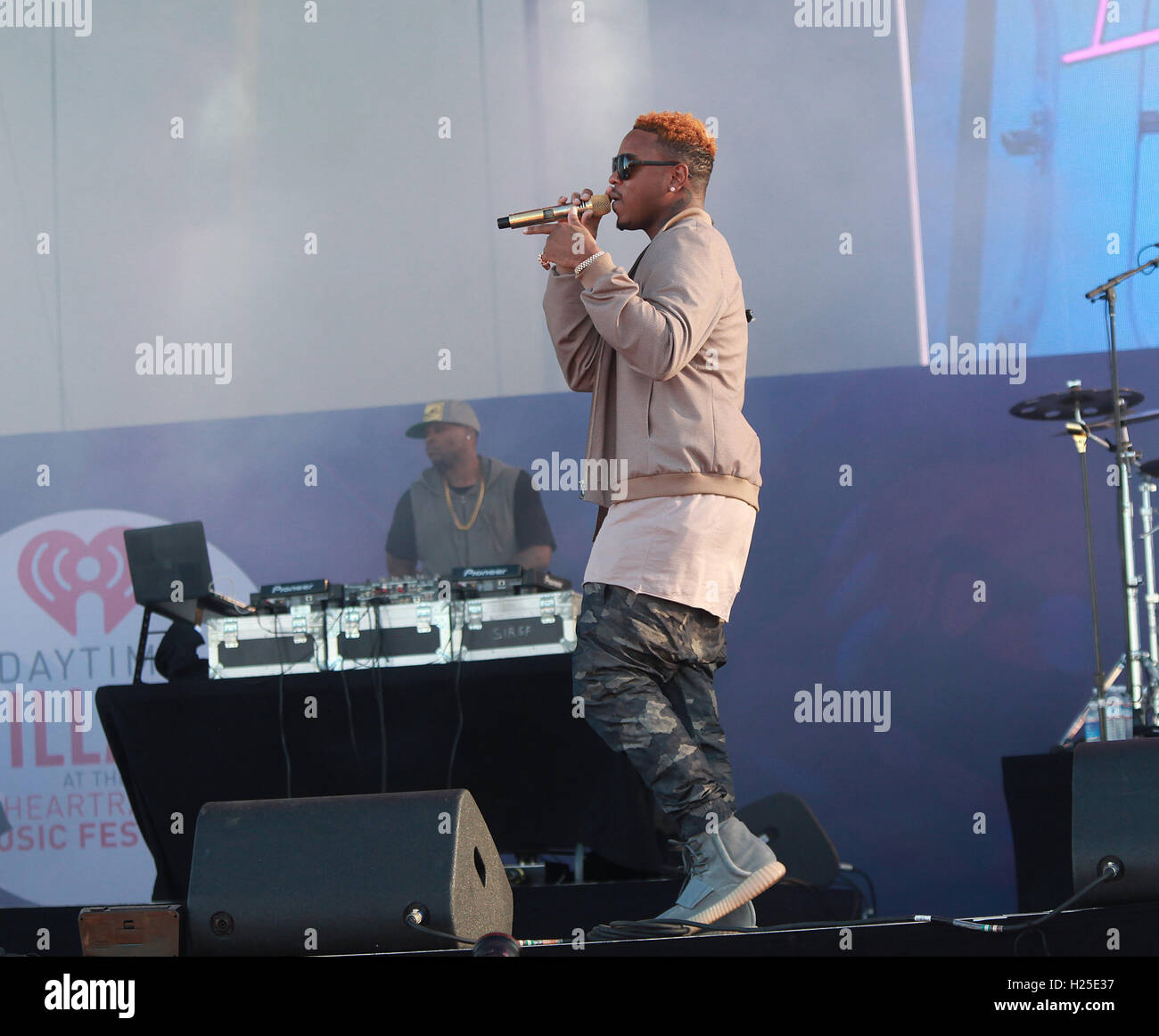 Las Vegas, Nevada, USA. 25th Sep, 2016. Rapper Jeremih performs during ...