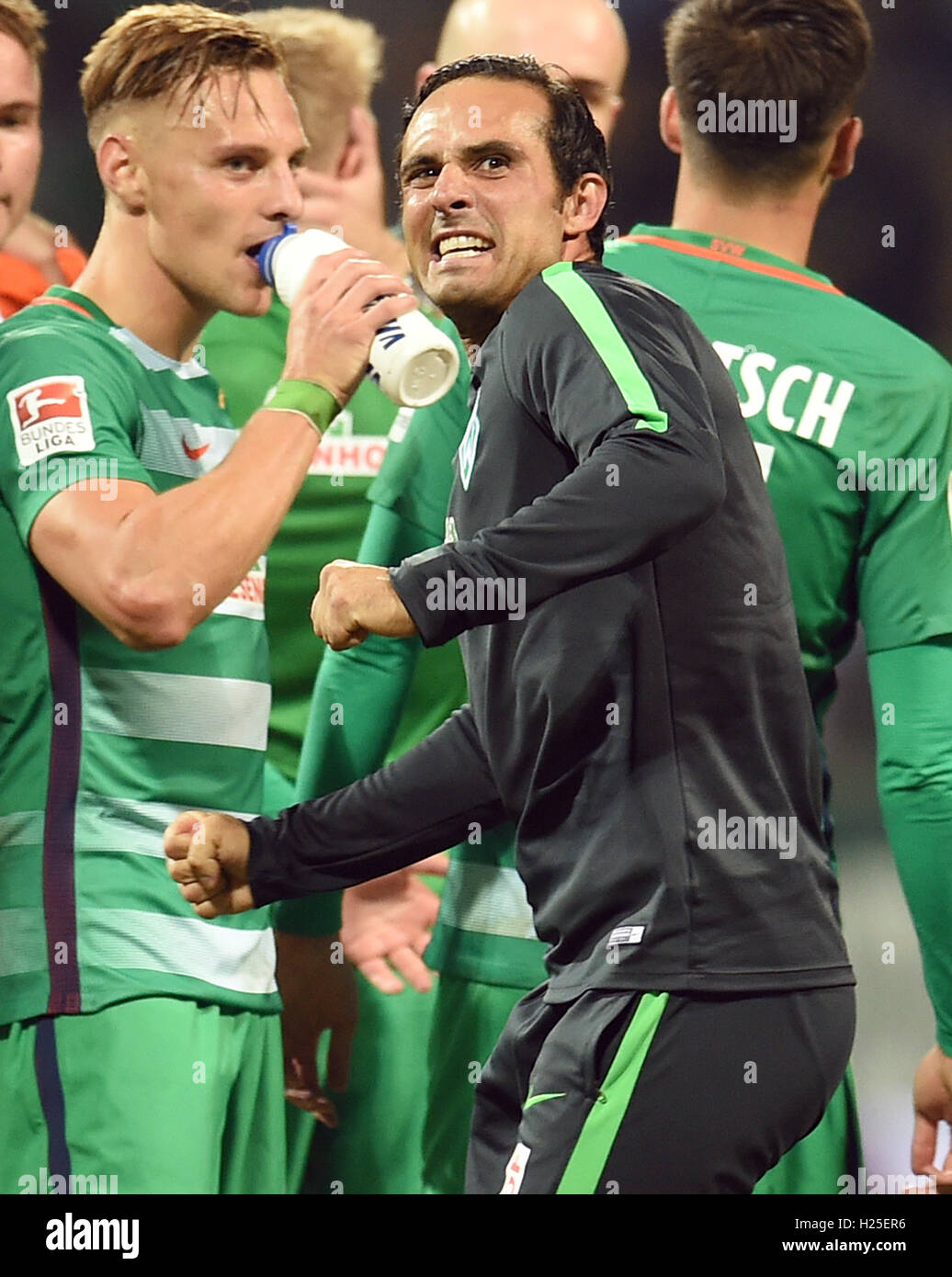 Bremen, Germany. 24th Sep, 2016. Bremen's coach Alexander Nouri ...