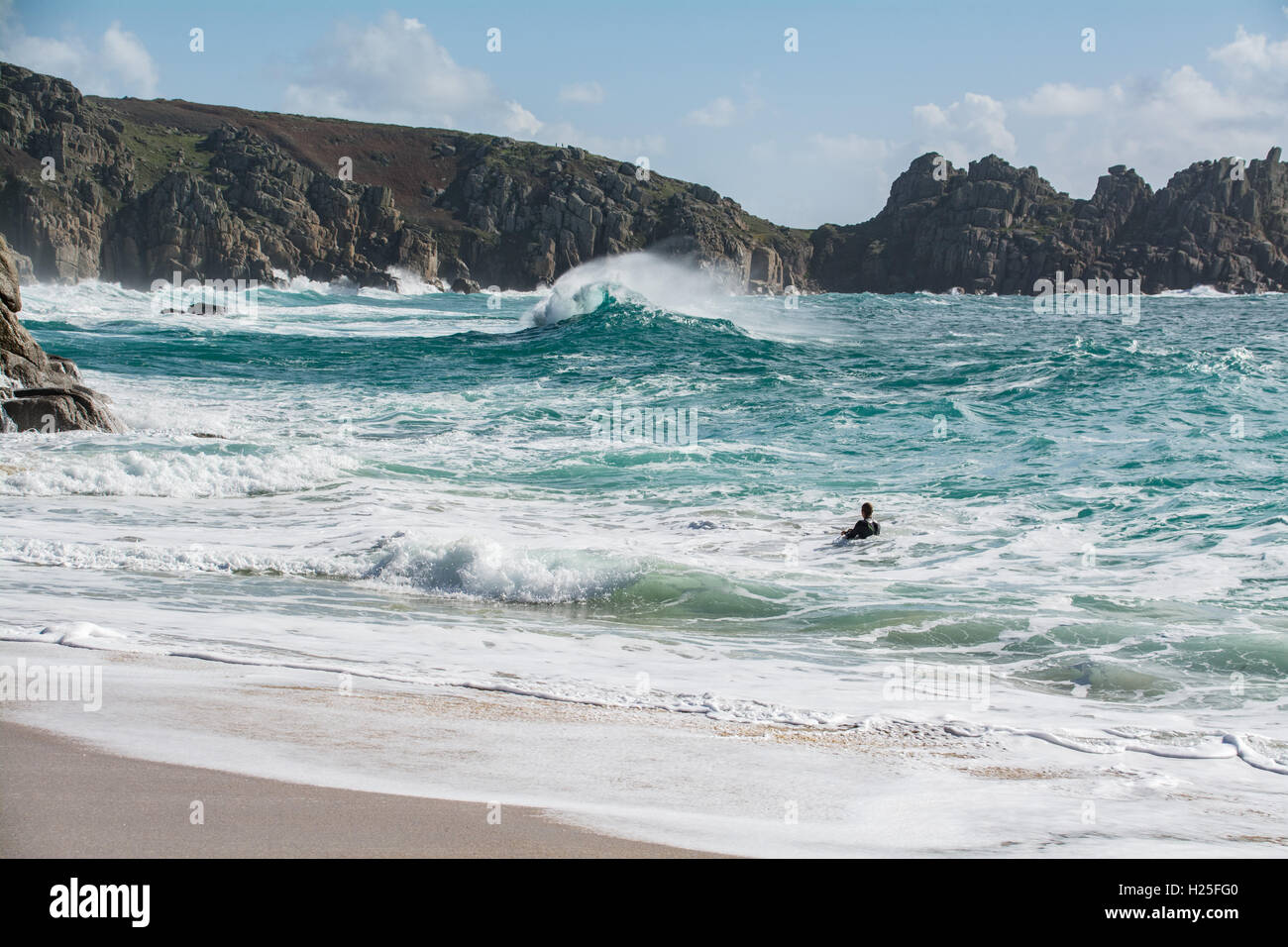 Poldark beach filming locations hi-res stock photography and images - Alamy