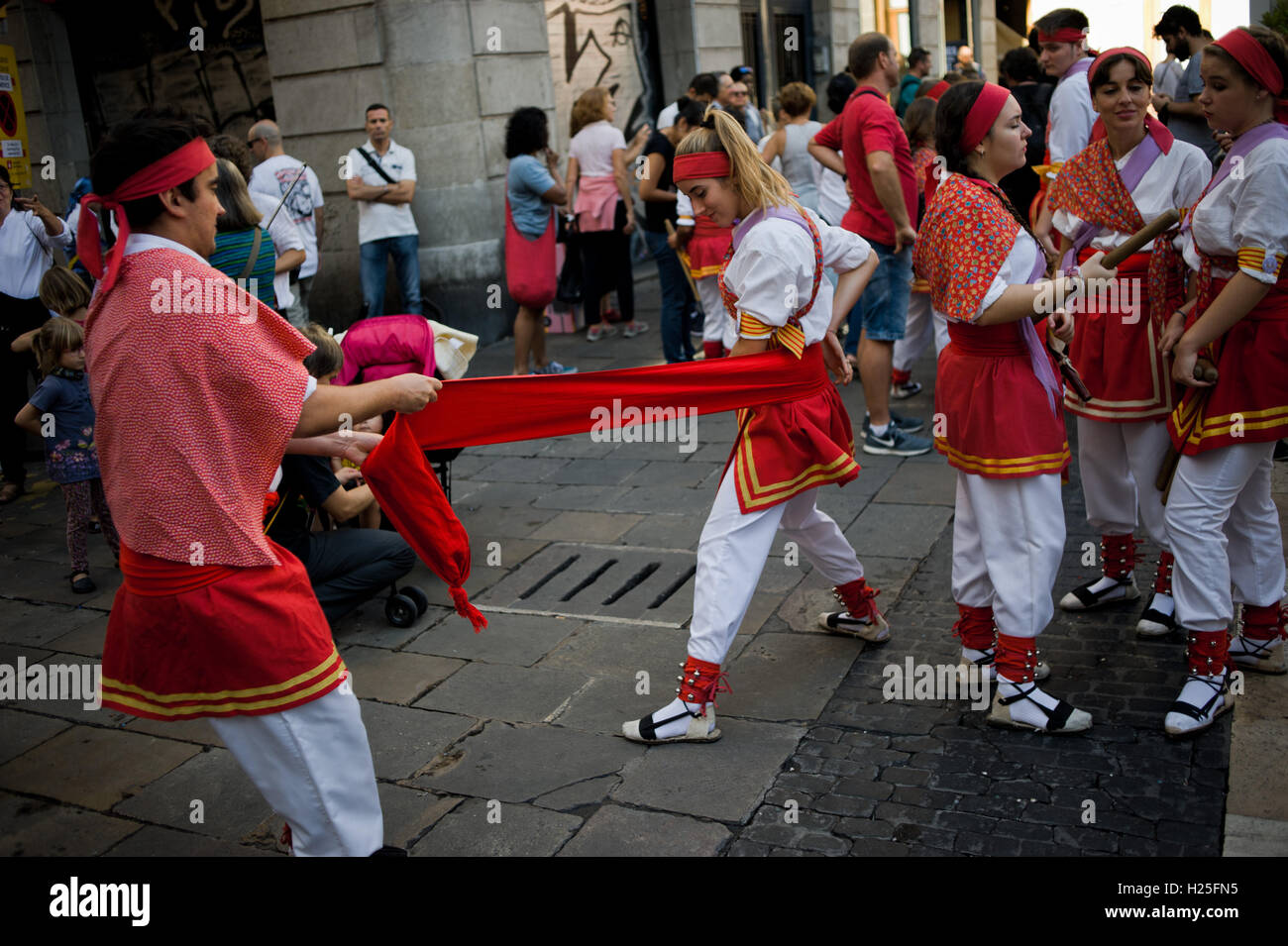 Barcelona, Catalonia, Spain. 25th Sep, 2016. In Barcelona performers ...