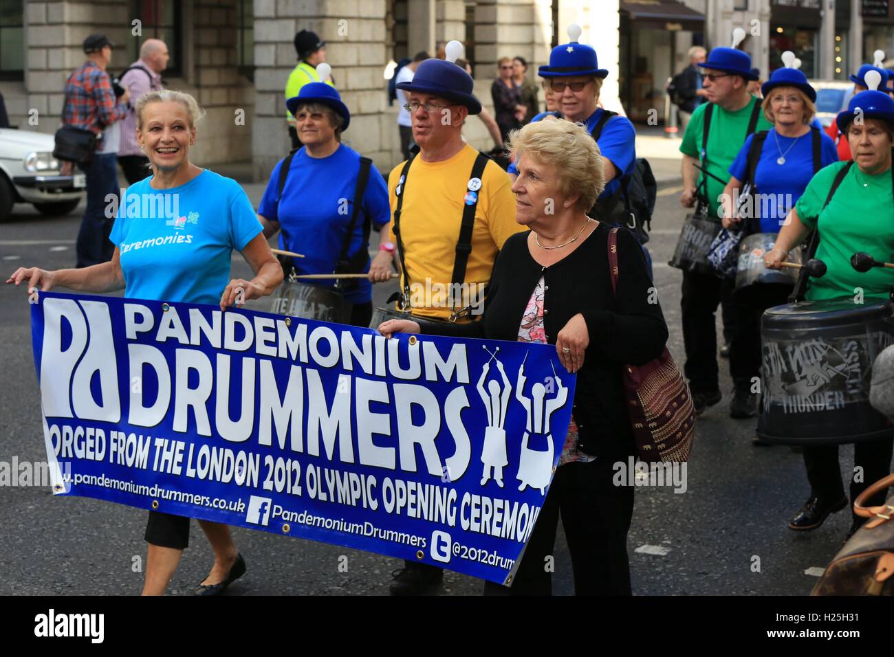 Costermonger barrow hi-res stock photography and images - Alamy