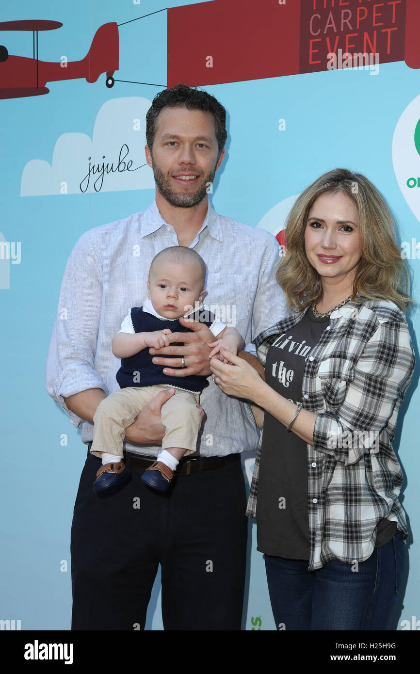 Ashley jones and noah nelson hi-res stock photography and images - Alamy