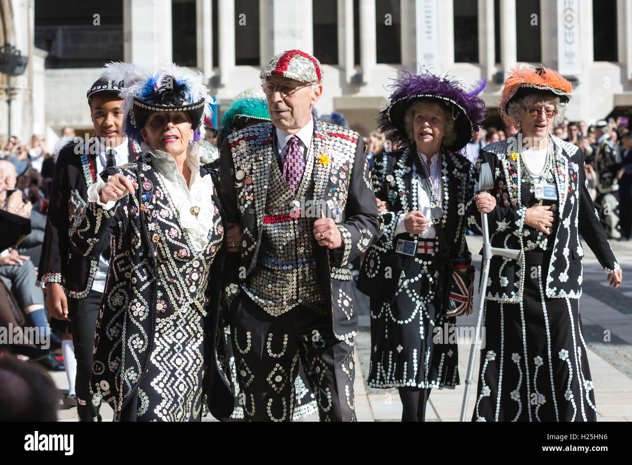 Costermongers hi-res stock photography and images - Alamy