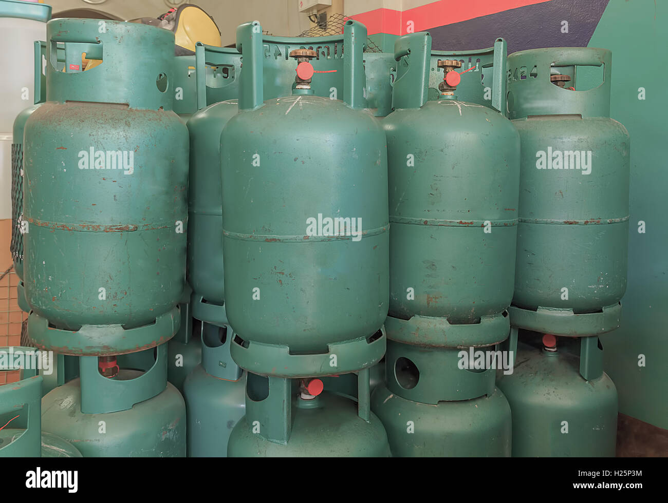 gas, tank, storage, compressed, tanks, green, white, cylinder ...