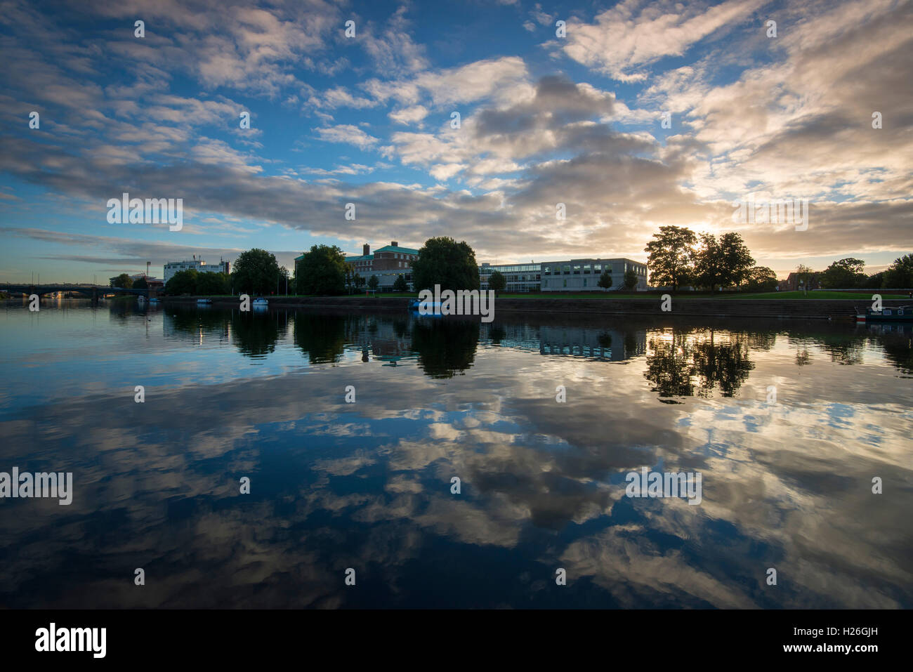 Trent embankment hi-res stock photography and images - Alamy
