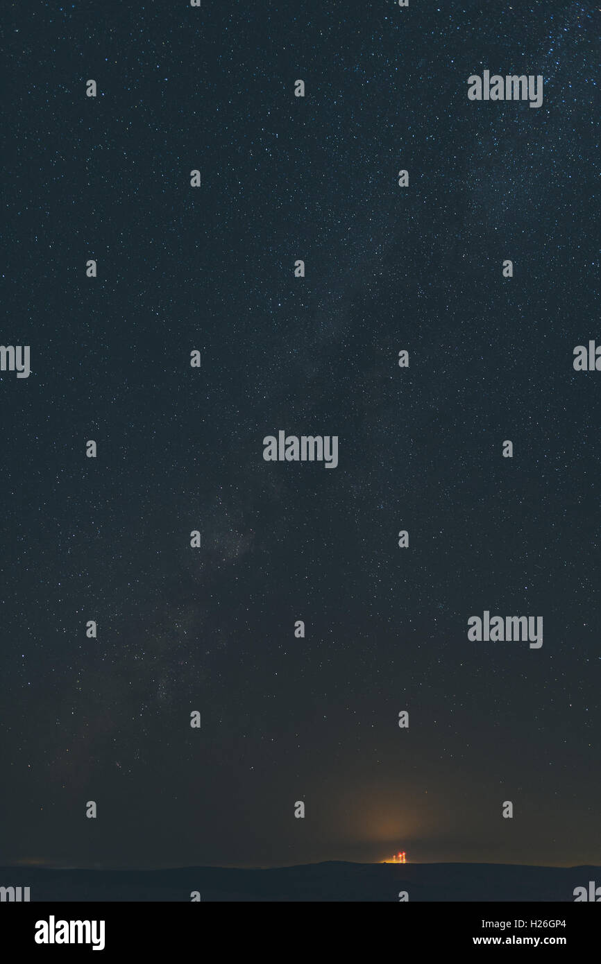 Night desert landscape hi-res stock photography and images - Alamy