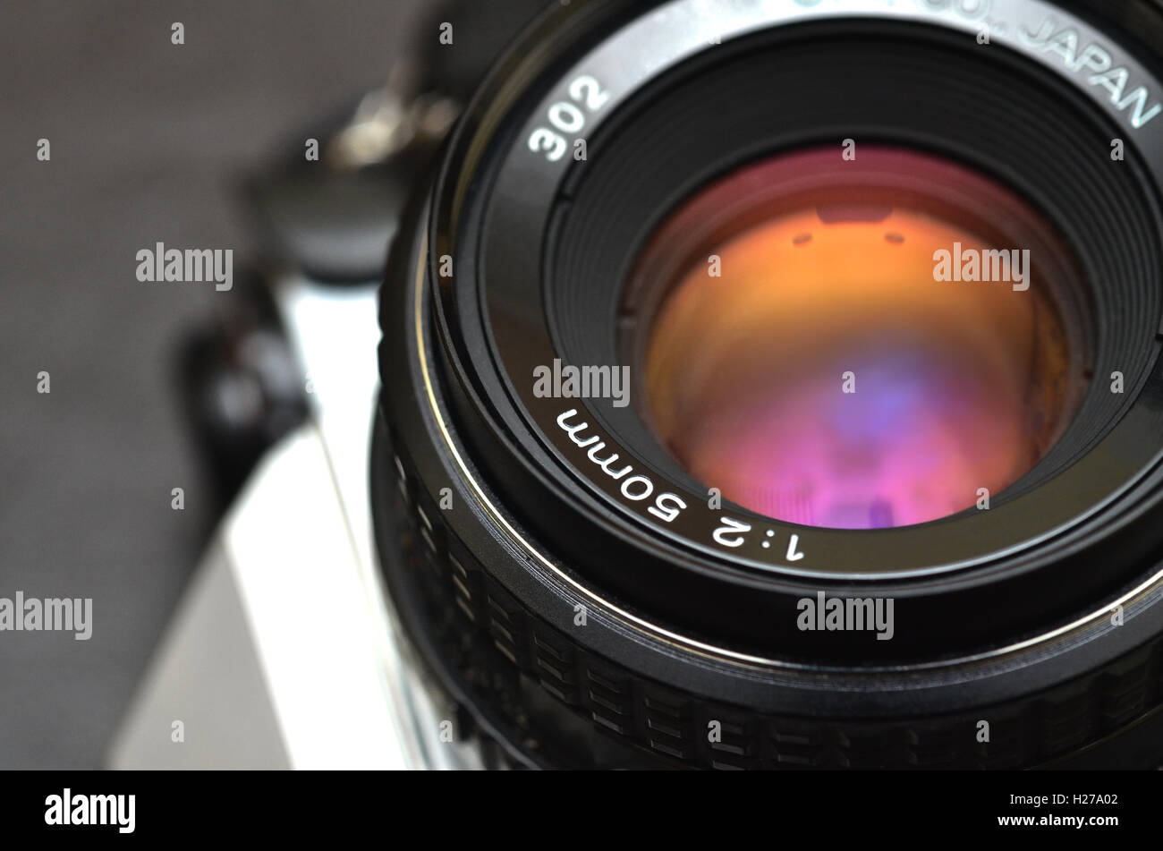 Film camera lens hi-res stock photography and images - Alamy