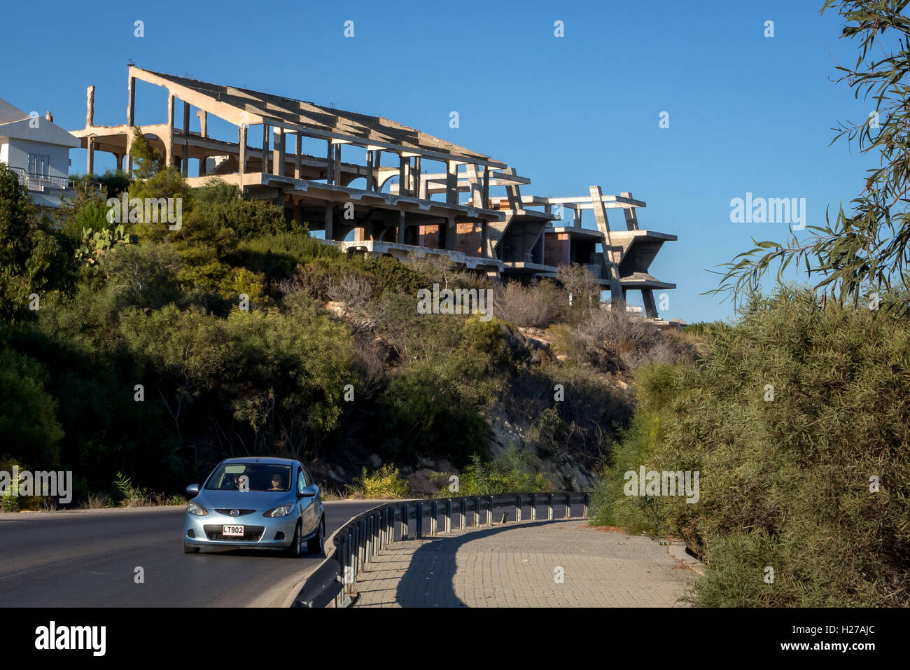 Half finished buildings hi-res stock photography and images - Alamy