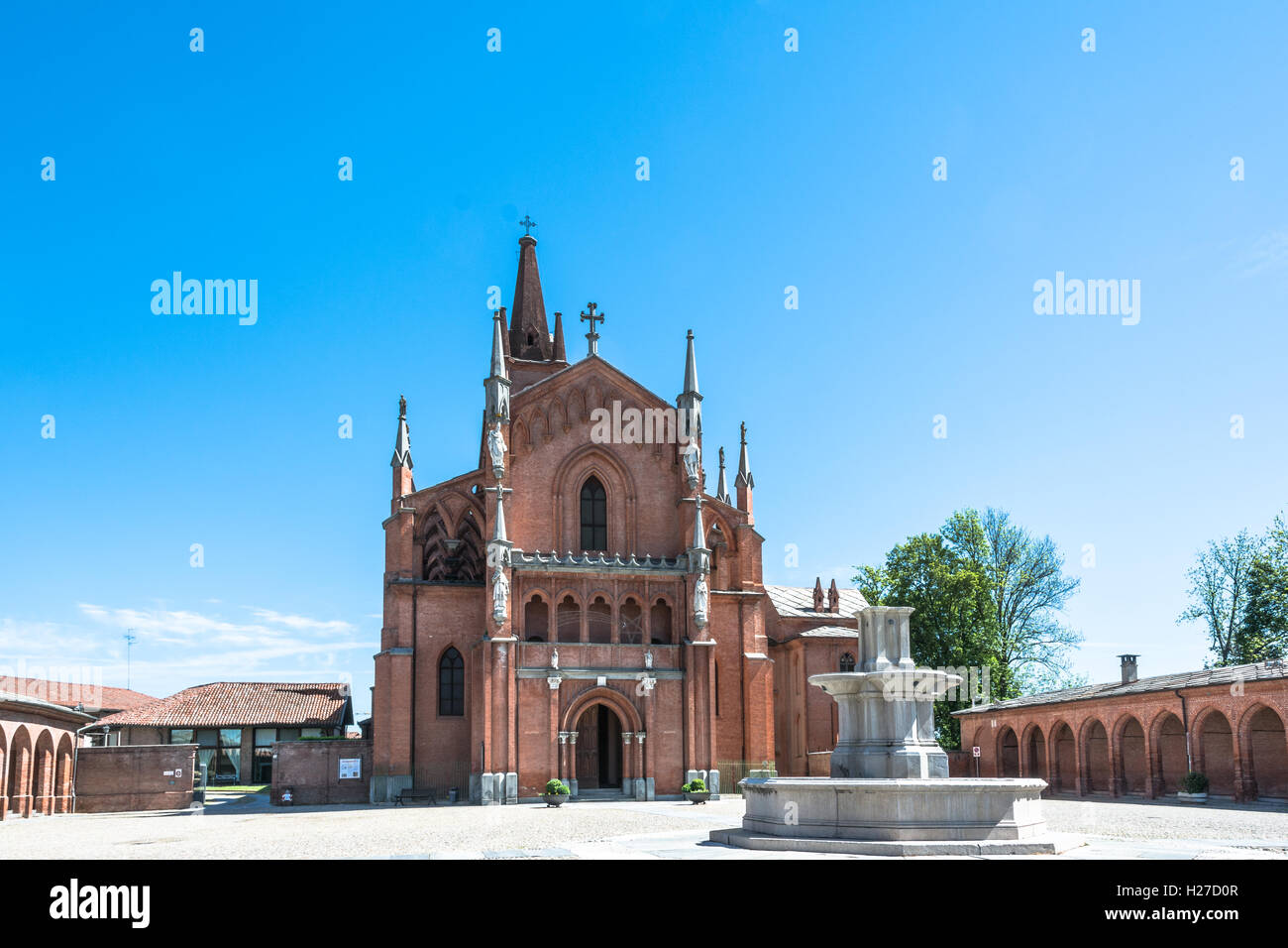 Pollenzo hi-res stock photography and images - Alamy