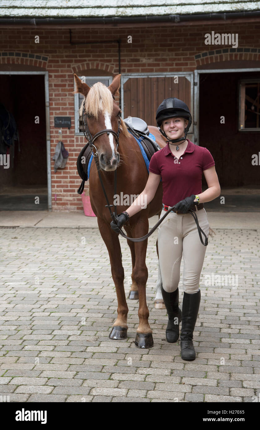 Pony riding lesson hi-res stock photography and images - Alamy