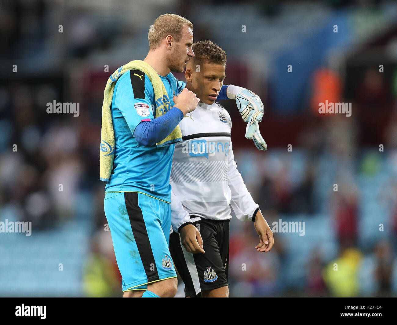 Newcastle united goalkeeper matz sels hi-res stock photography and ...