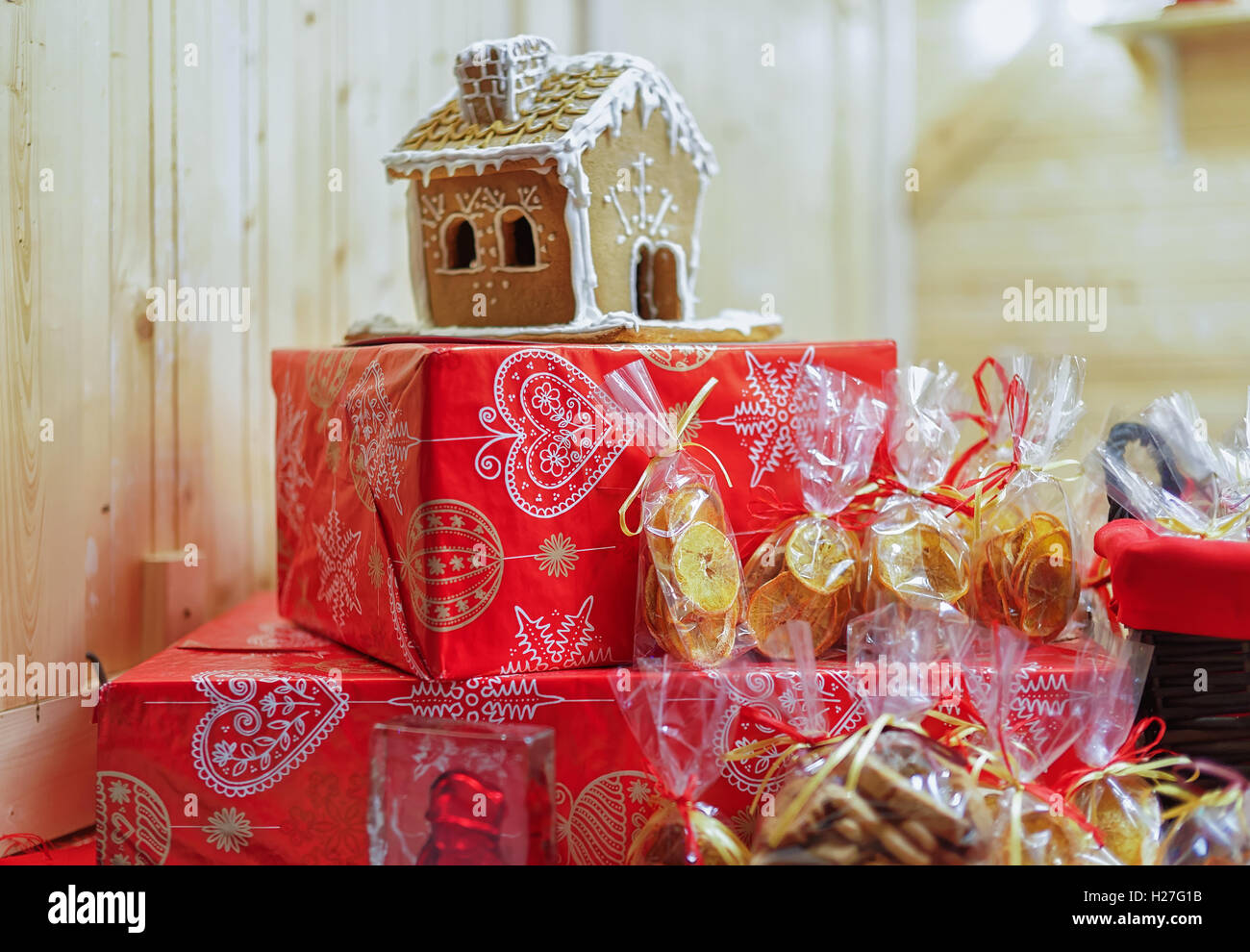 Lithuanian christmas cookies hi-res stock photography and images - Alamy