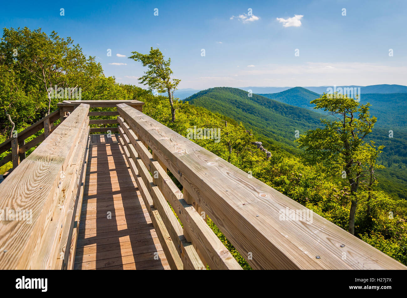 Schloss in the mountains hi-res stock photography and images - Alamy