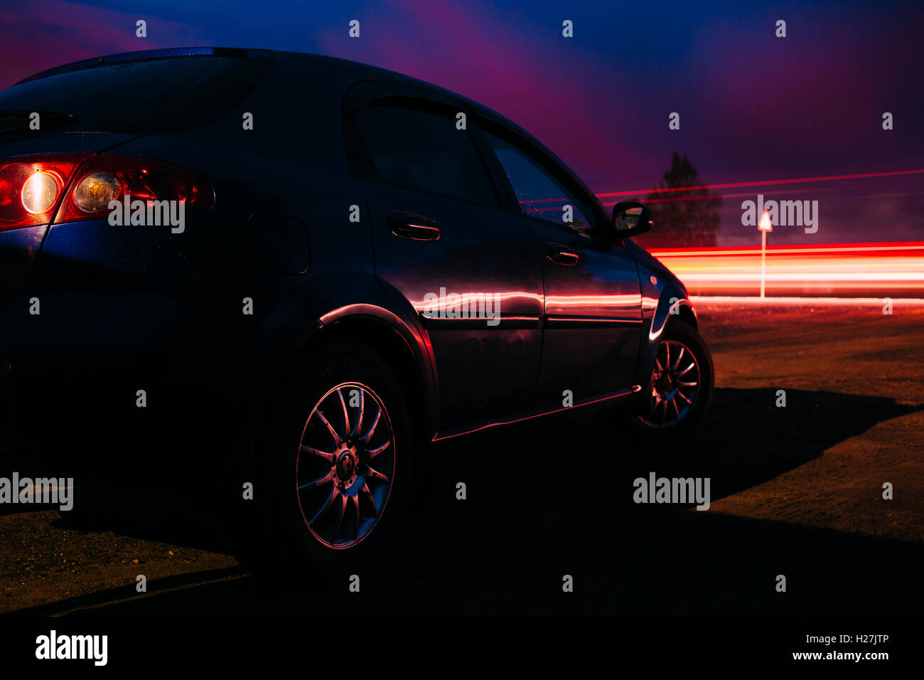 Car highway road speed at night hi-res stock photography and images - Alamy