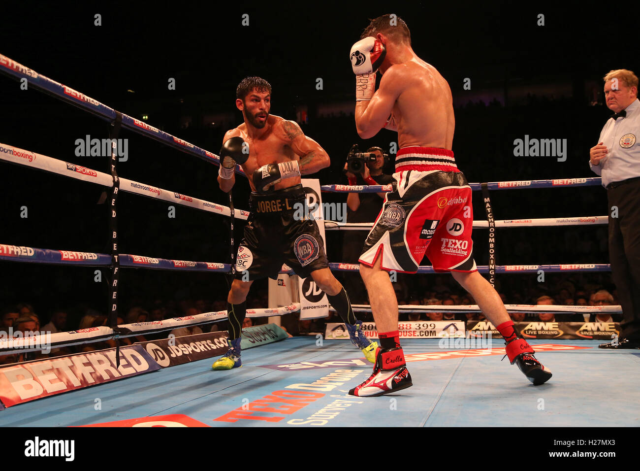 Anthony Crolla and Jorge Linares during the WBA, WBC Diamond and Ring ...