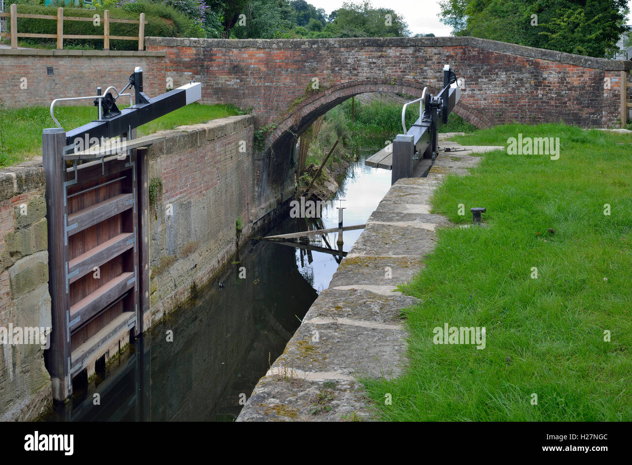 Restored canal hi-res stock photography and images - Alamy