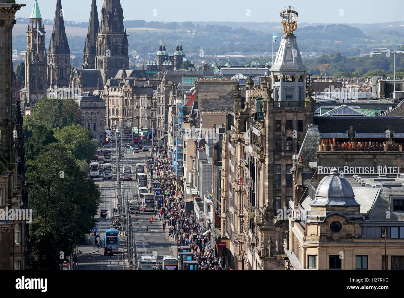General view of Princes Street in Edinburgh city centre Scotland Stock ...