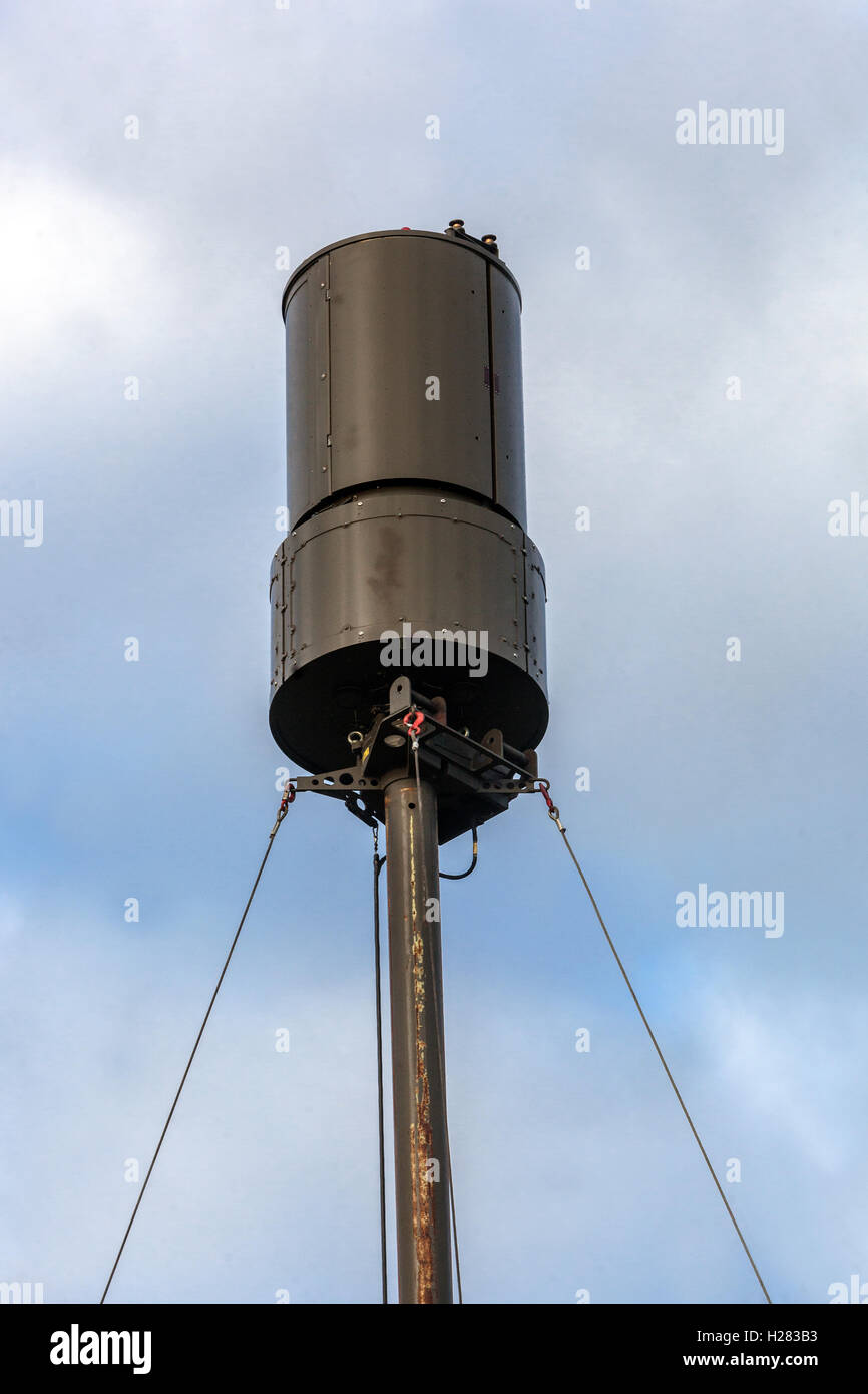 Surveillance radar hi-res stock photography and images - Alamy