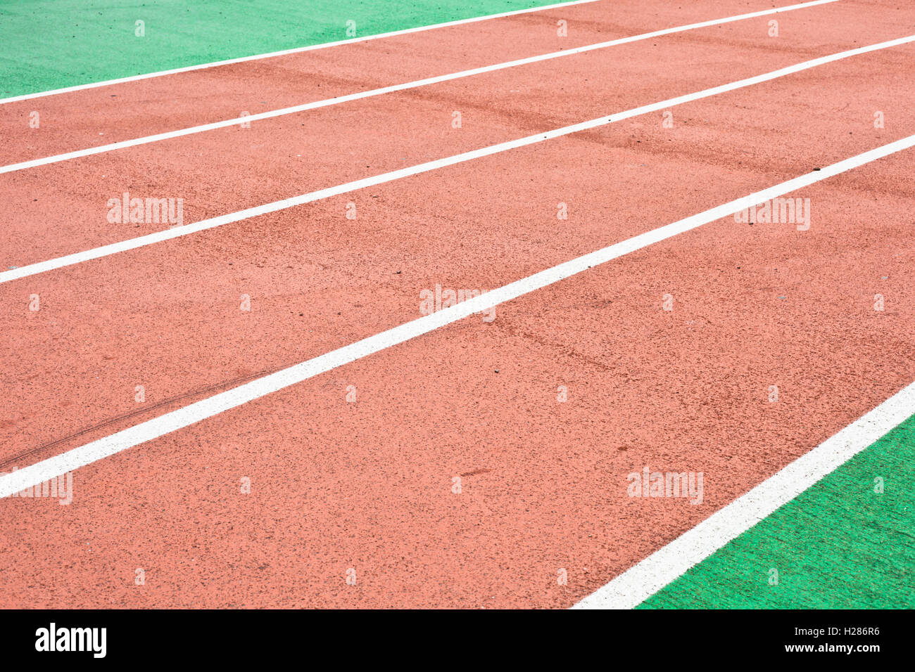 Asphalt running track hi-res stock photography and images - Alamy
