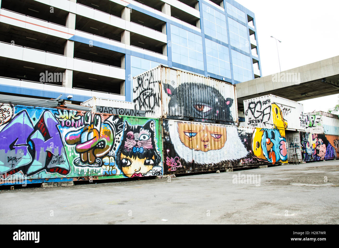 graffiti on containers Stock Photo - Alamy