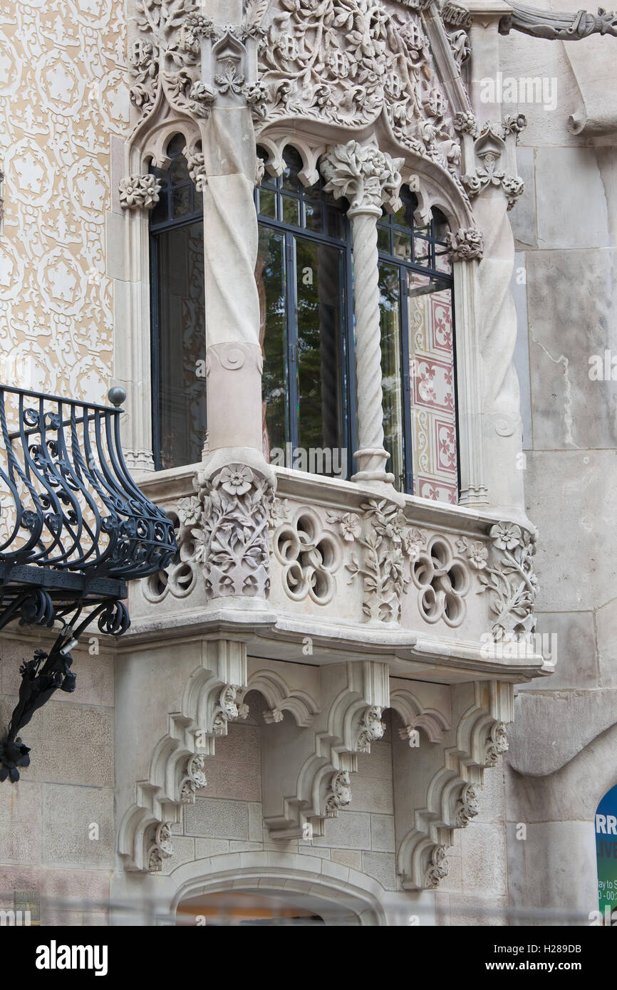 Casa amatller famous modernism hi-res stock photography and images - Alamy