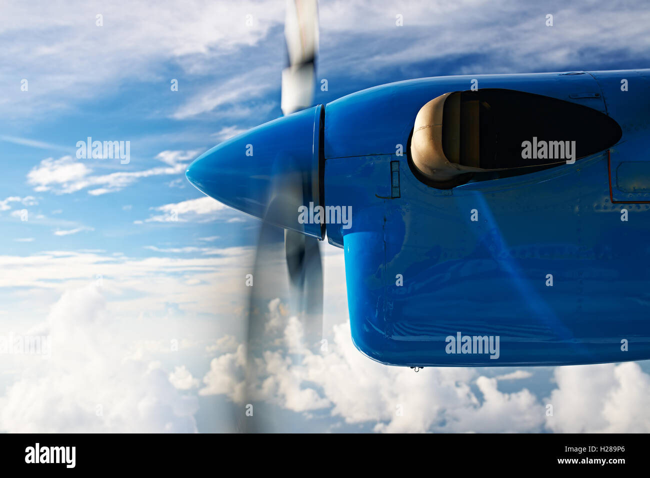Propeller seaplane hi-res stock photography and images - Alamy
