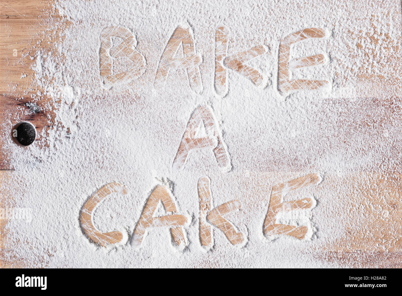 Sifted cake flour hi-res stock photography and images - Alamy