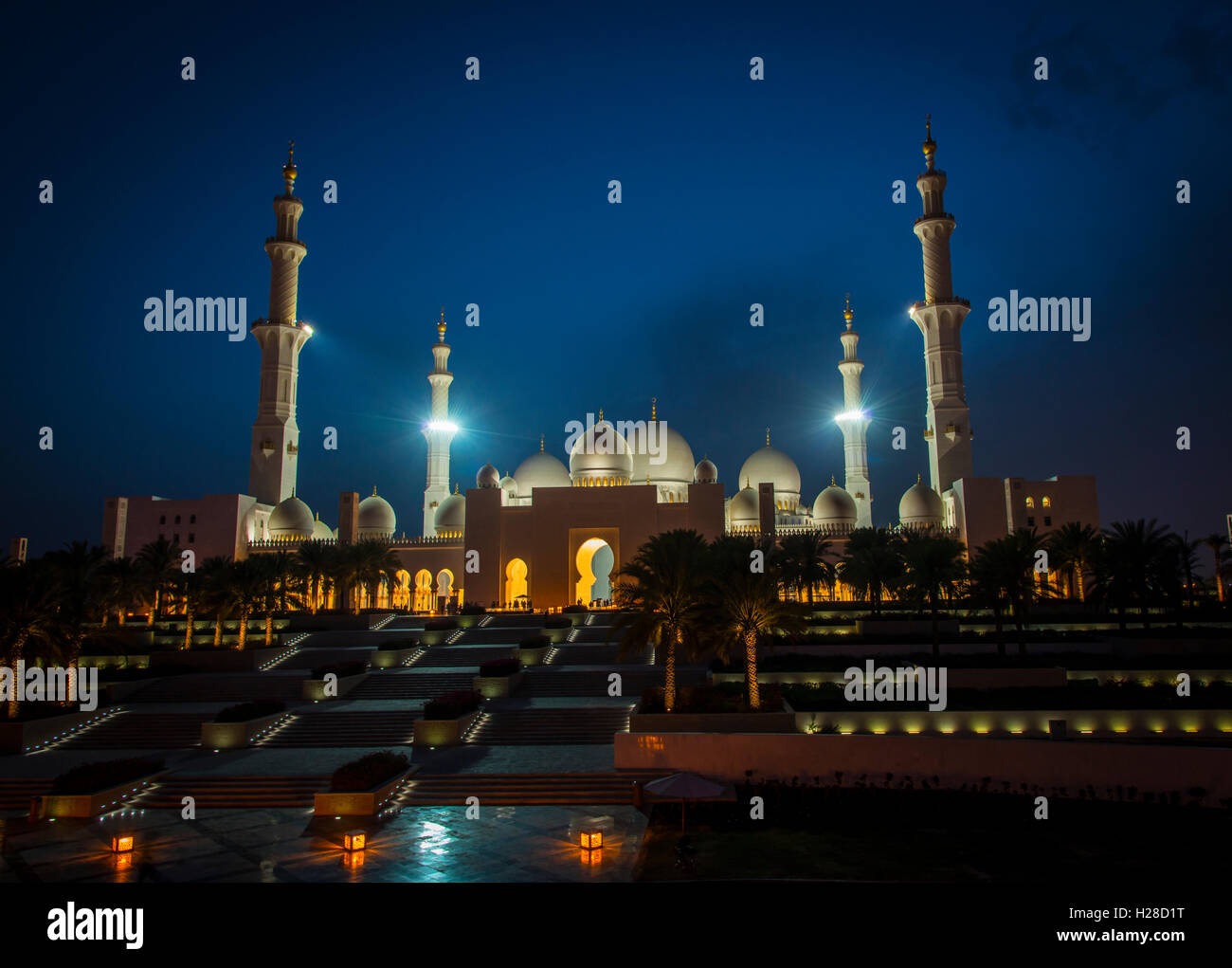 The Grand Mosque at night Stock Photo - Alamy