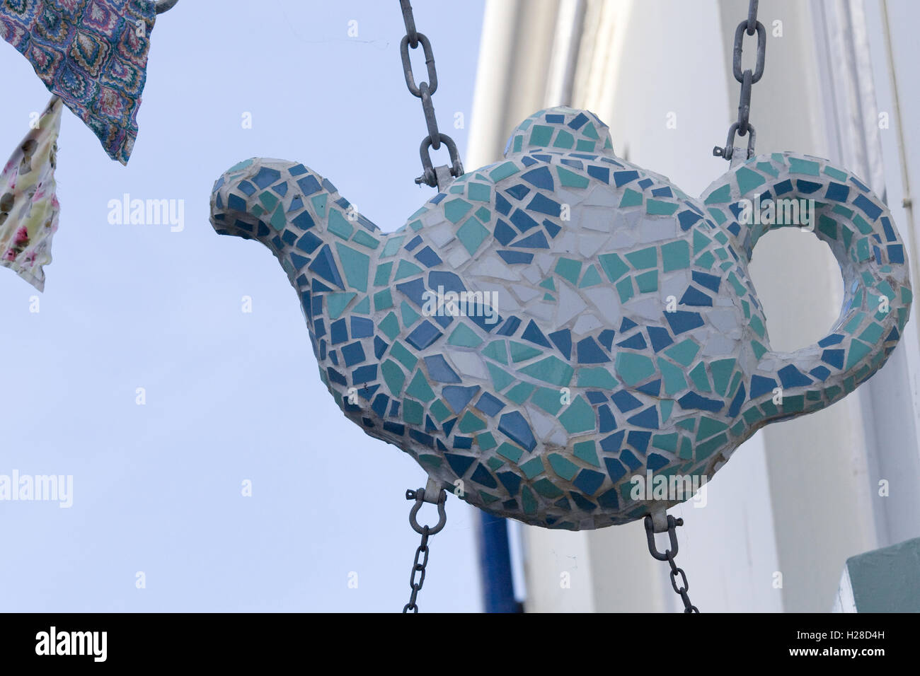 Teapot sign hi-res stock photography and images - Alamy