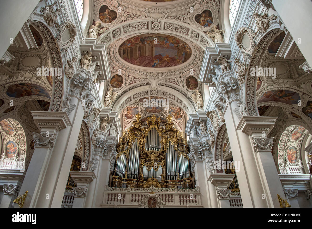 Passau baroque organ hi-res stock photography and images - Alamy