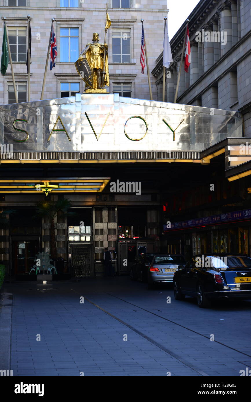 Savoy hotel uk hi-res stock photography and images - Alamy