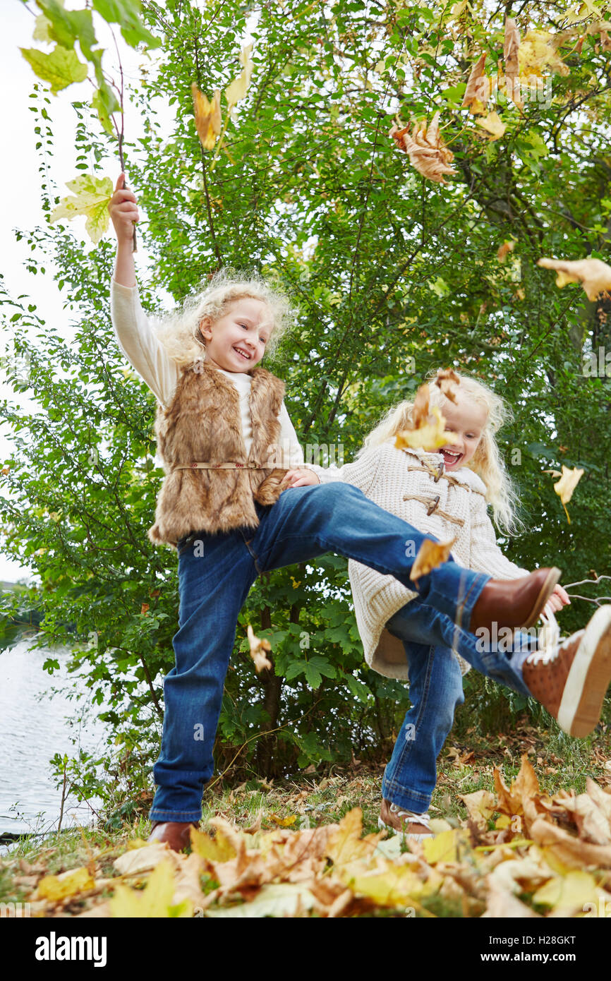 Two kids playing hi-res stock photography and images - Alamy