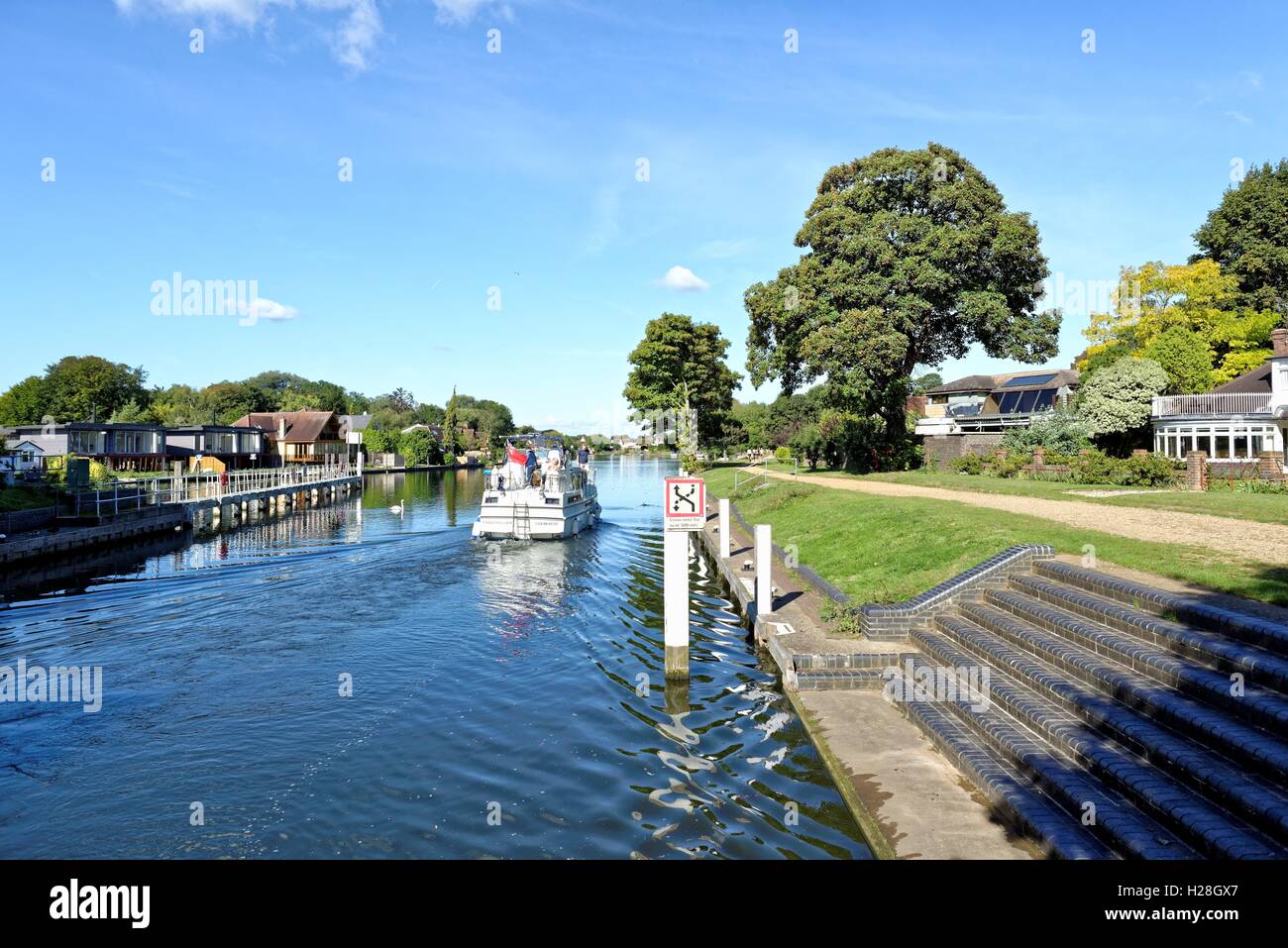 Penton hi-res stock photography and images - Alamy