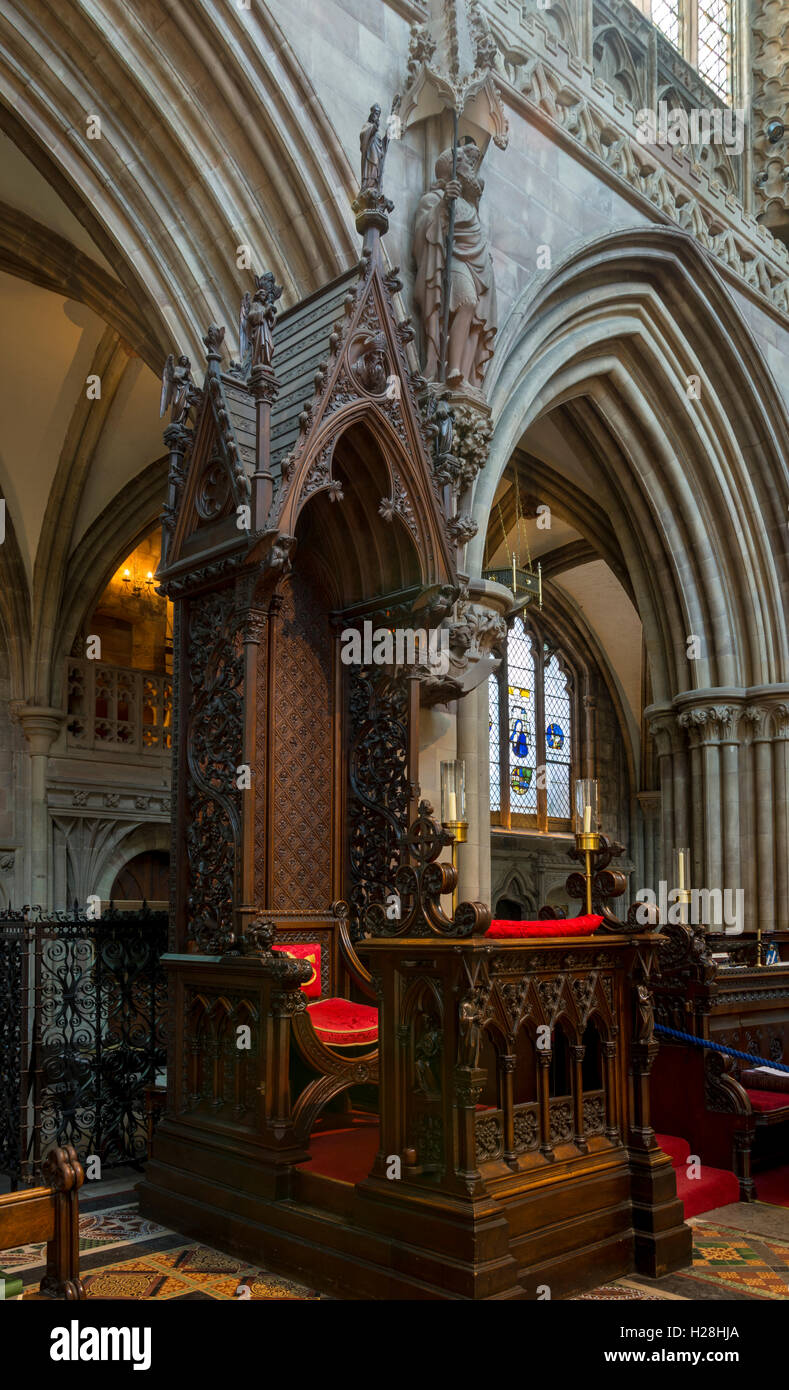 Bishops Chair Hi Res Stock Photography And Images Alamy