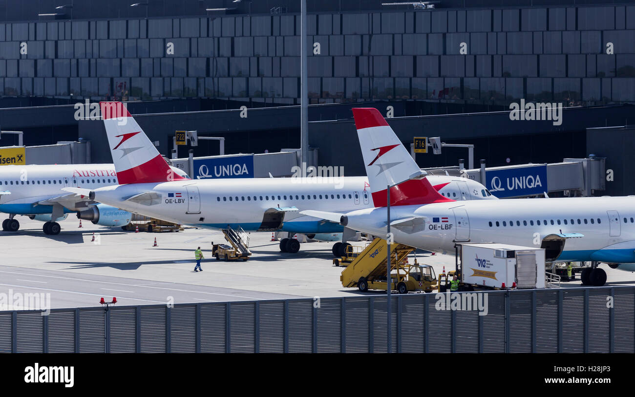 Austrian Airline planes lined up Stock Photo - Alamy