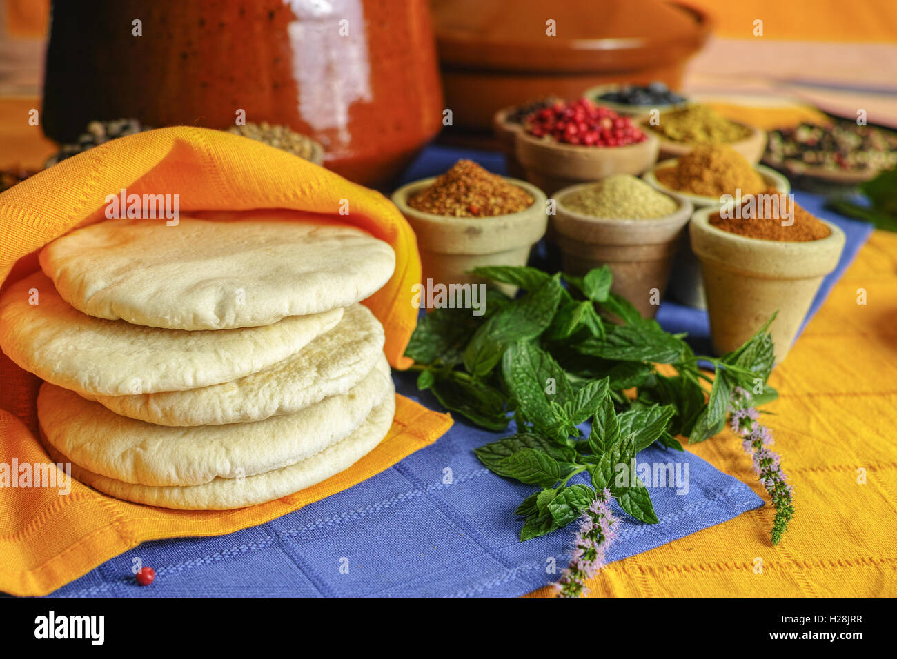 Istanbul turkey food spices bread hi-res stock photography and images ...
