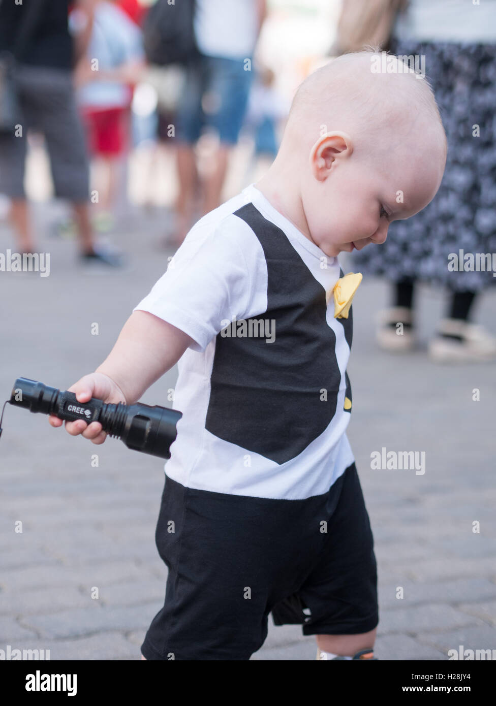 Kid flashlight hi-res stock photography and images - Alamy