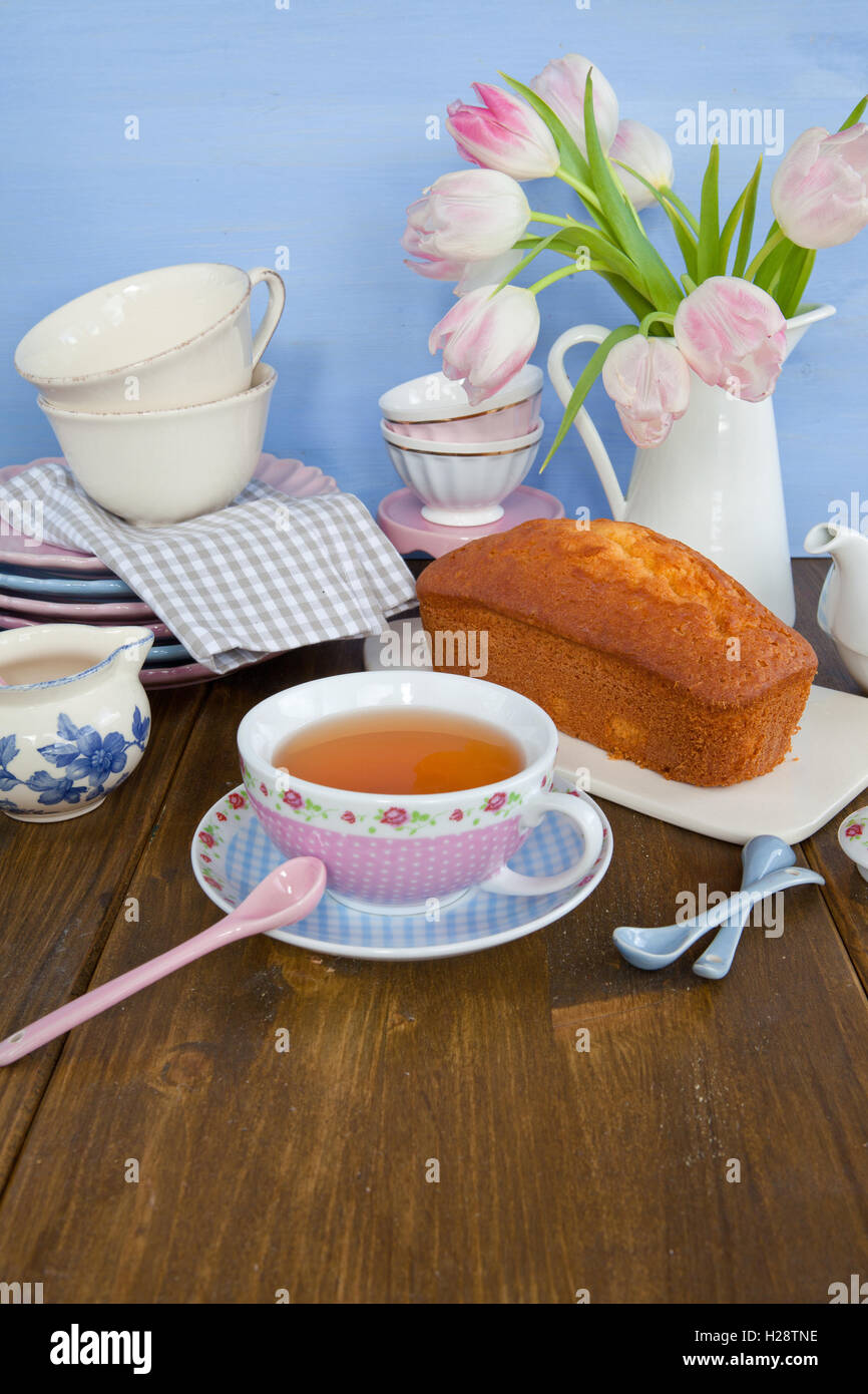Tea and cake Stock Photo - Alamy