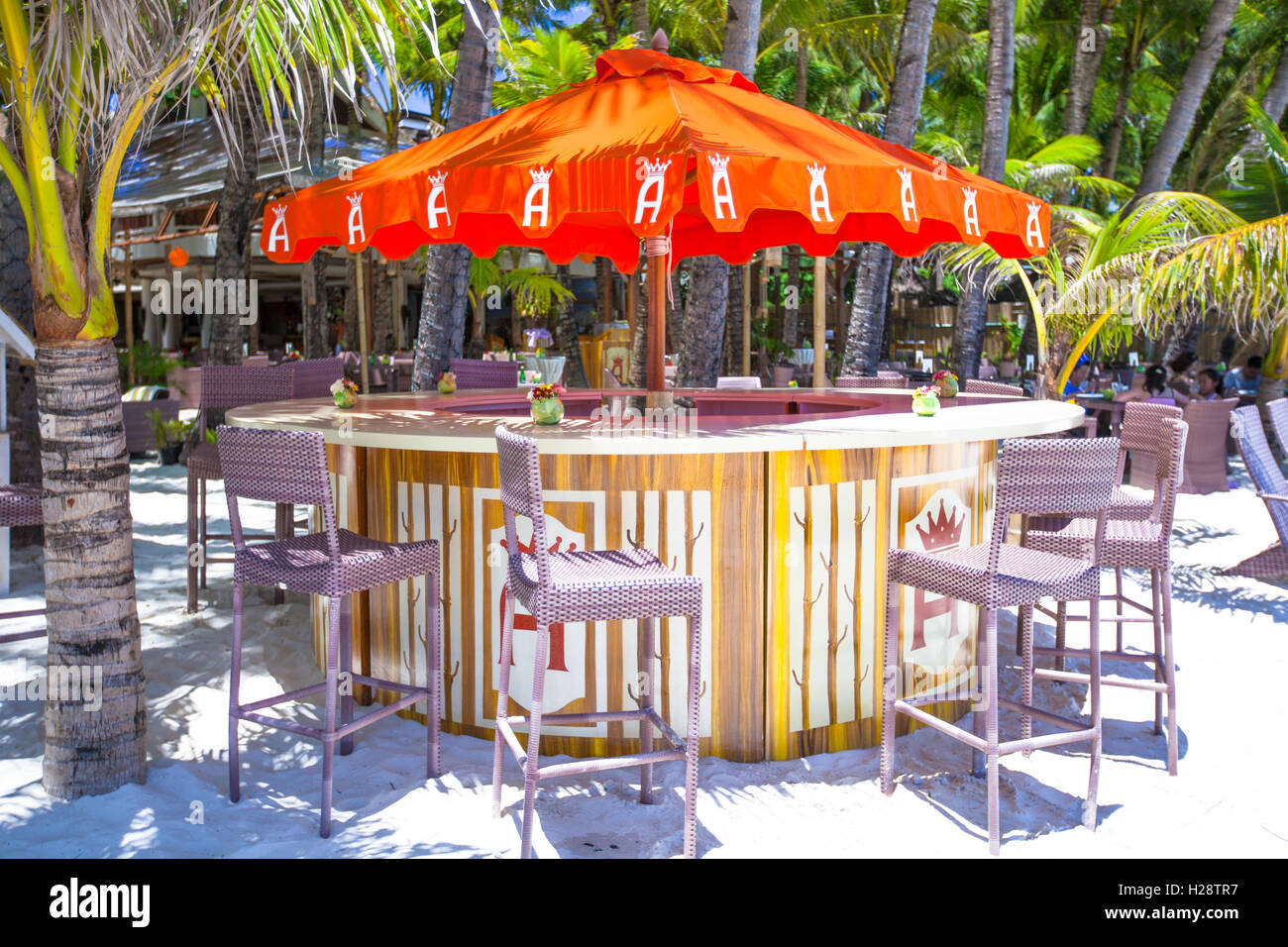 Outdoor cafe on the beach Stock Photo - Alamy