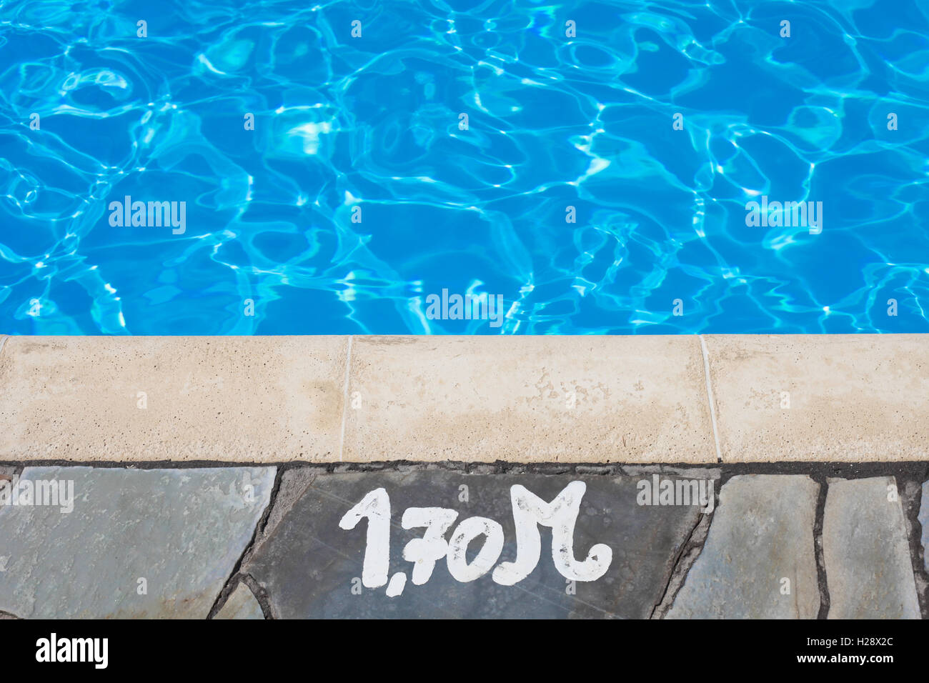 Uv radiation water hi-res stock photography and images - Alamy