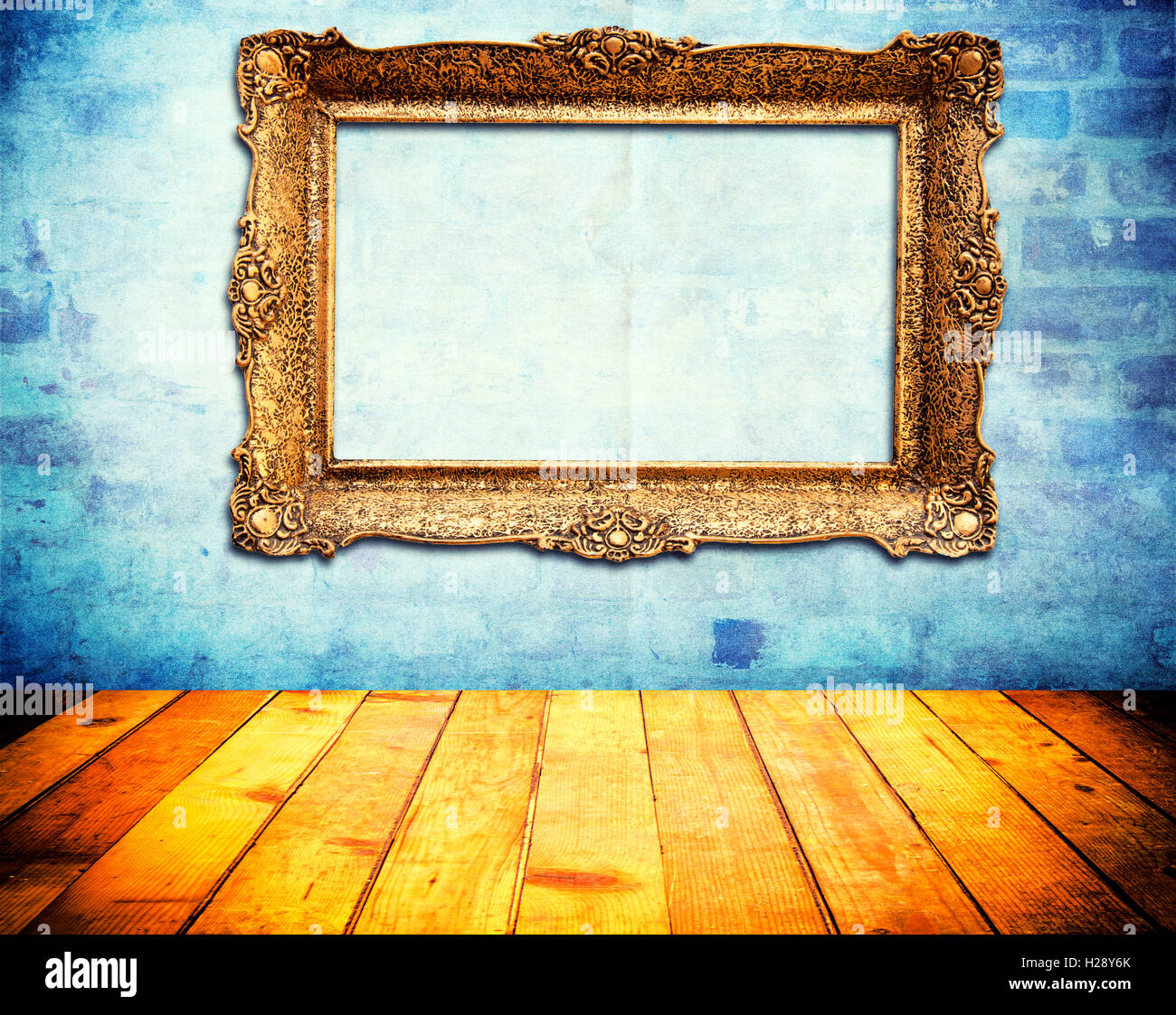 Victorian photograph frame blank hi-res stock photography and images ...