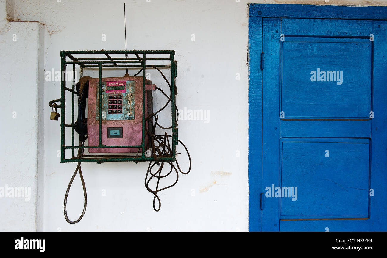 Public pay telephone system hi-res stock photography and images - Alamy