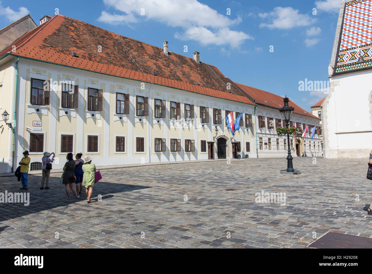 Court square city view tower hi-res stock photography and images - Alamy
