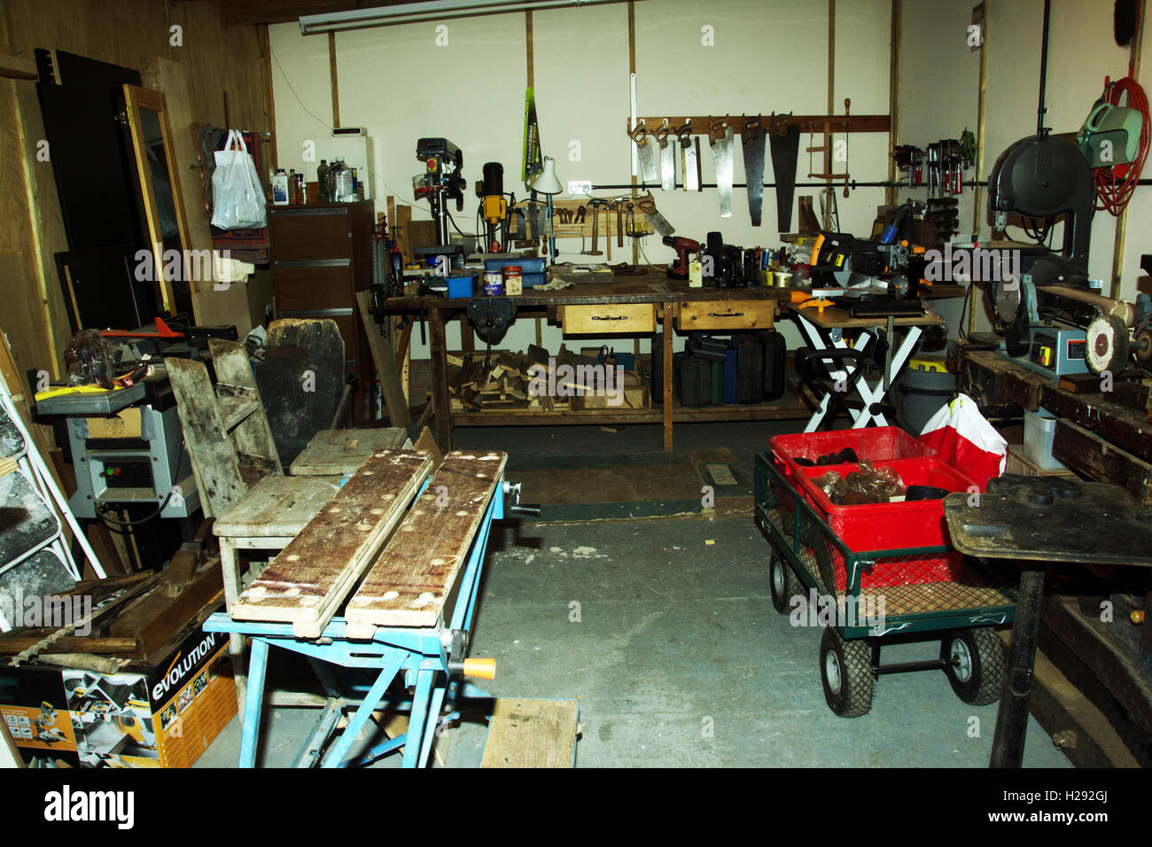 BEDFORDSHIRE; PITSTONE MUSEUM; THE CARPENTER'S SHOP Stock Photo - Alamy