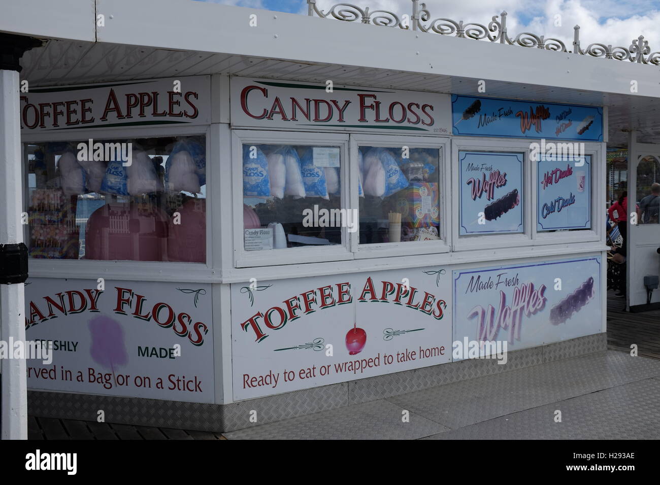 Candy floss shop hi-res stock photography and images - Alamy
