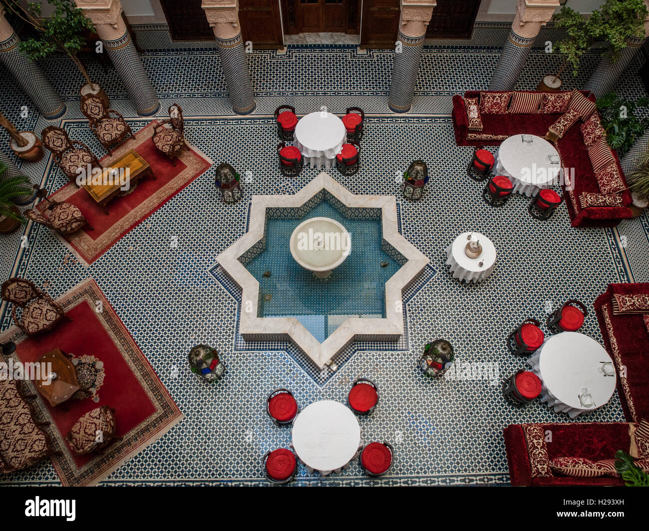 Courtyard traditional moroccan riad house hi-res stock photography and ...
