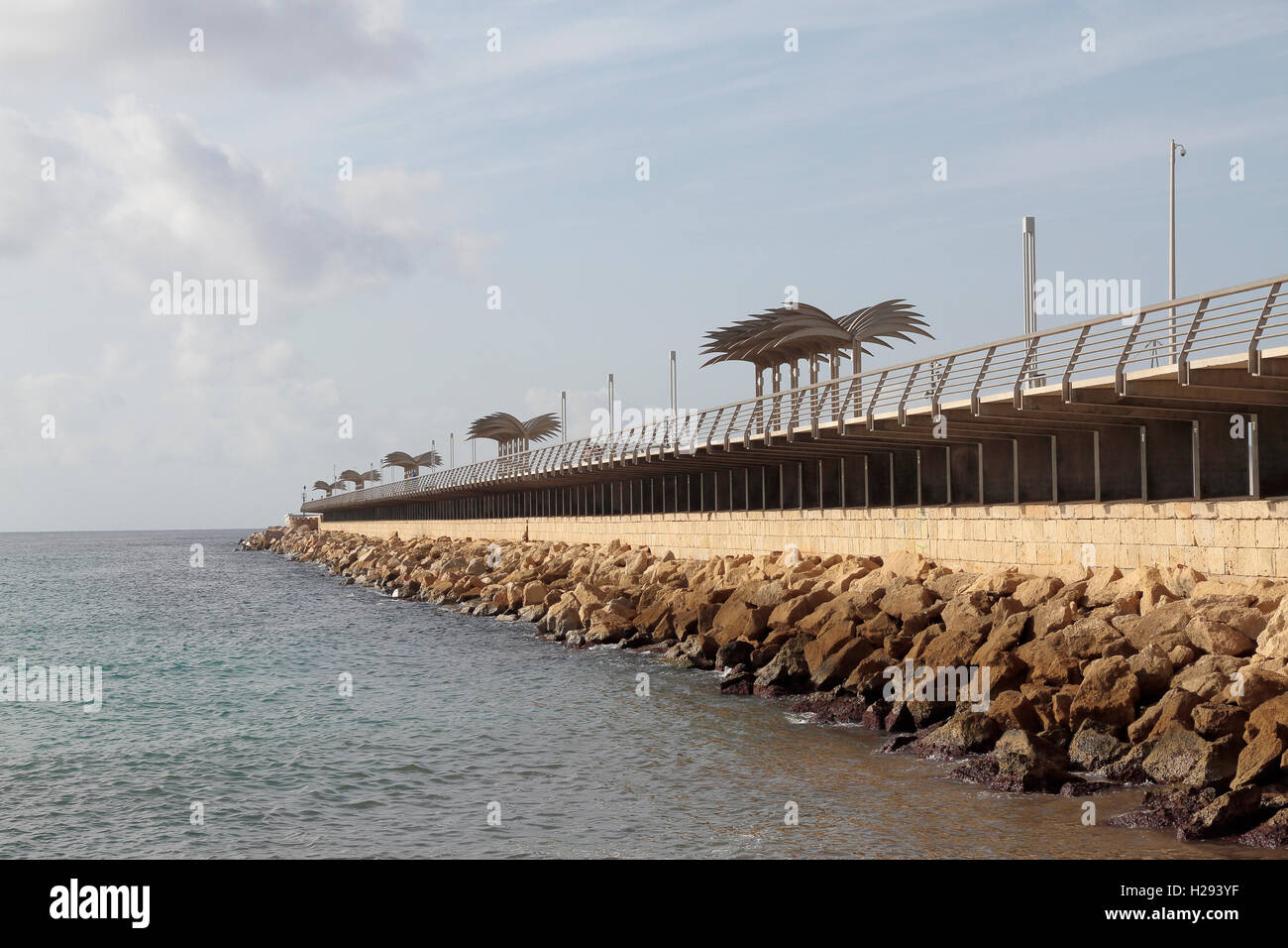 Harbor dike hi-res stock photography and images - Alamy