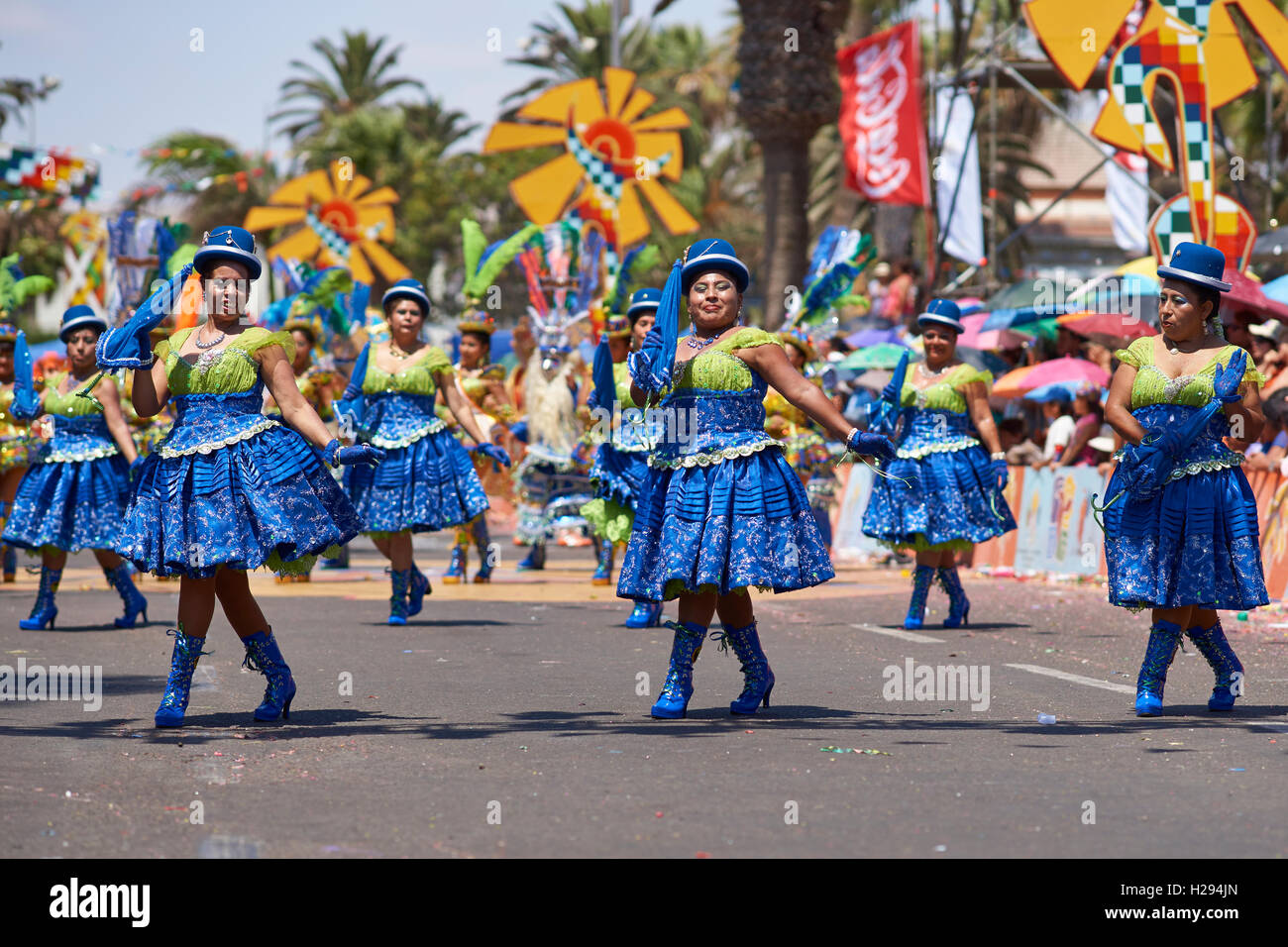 Group of dancers black dress hi-res stock photography and images - Alamy