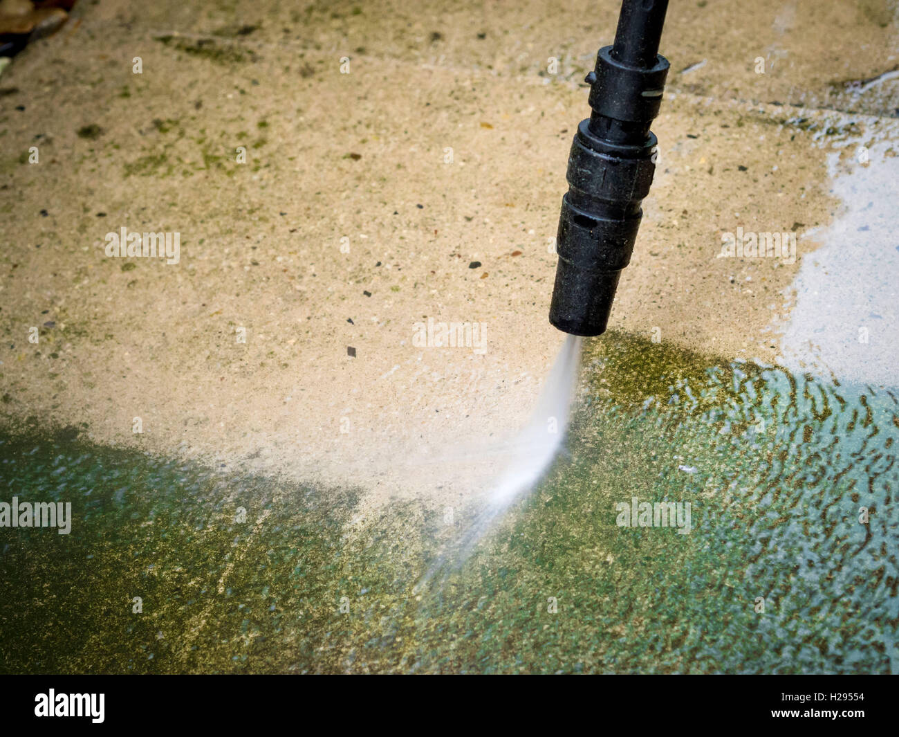 Dirt driveway hi-res stock photography and images - Alamy